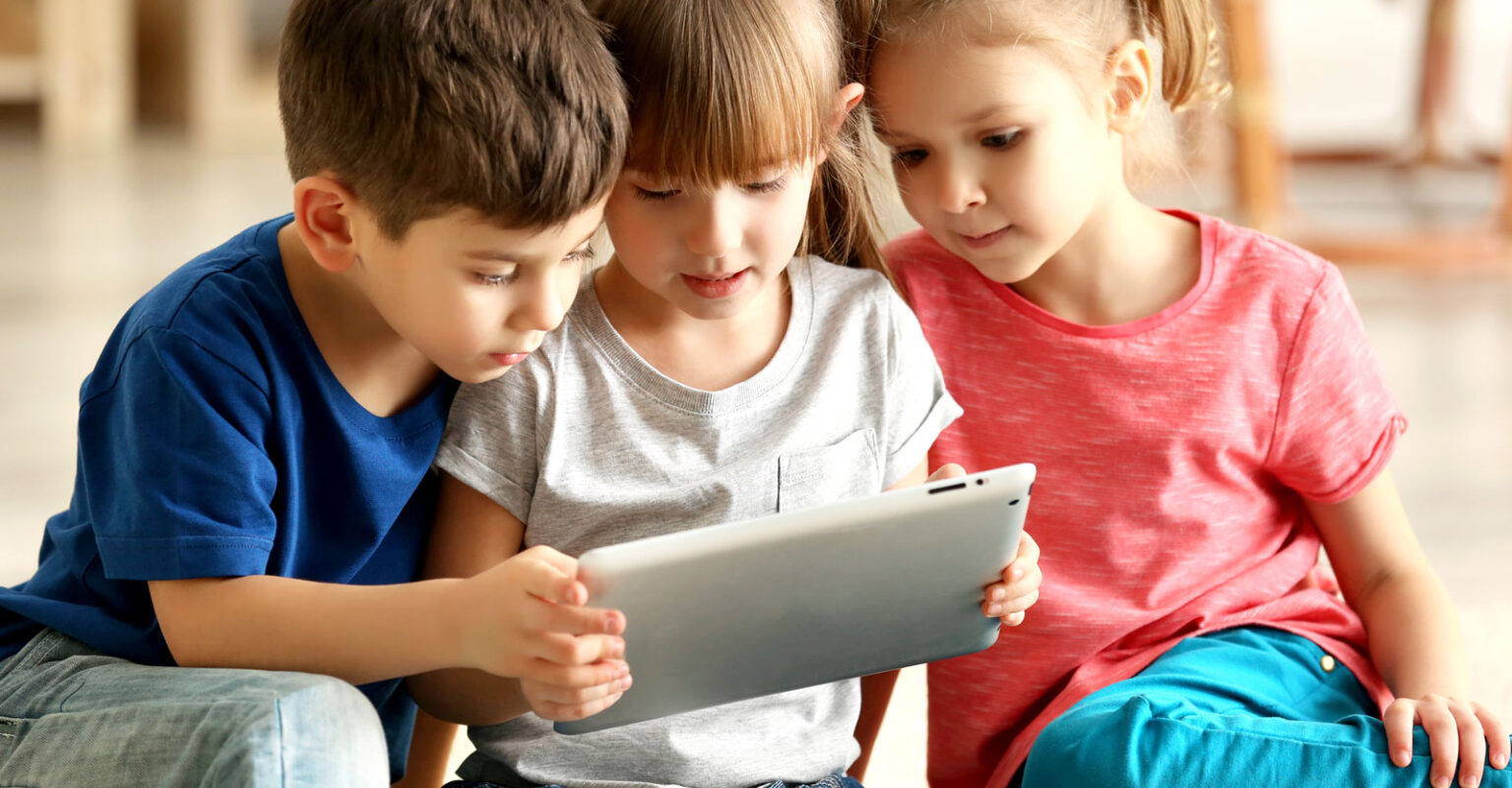 What 70 Years of Research Says About Kids and Screens • Children's ...