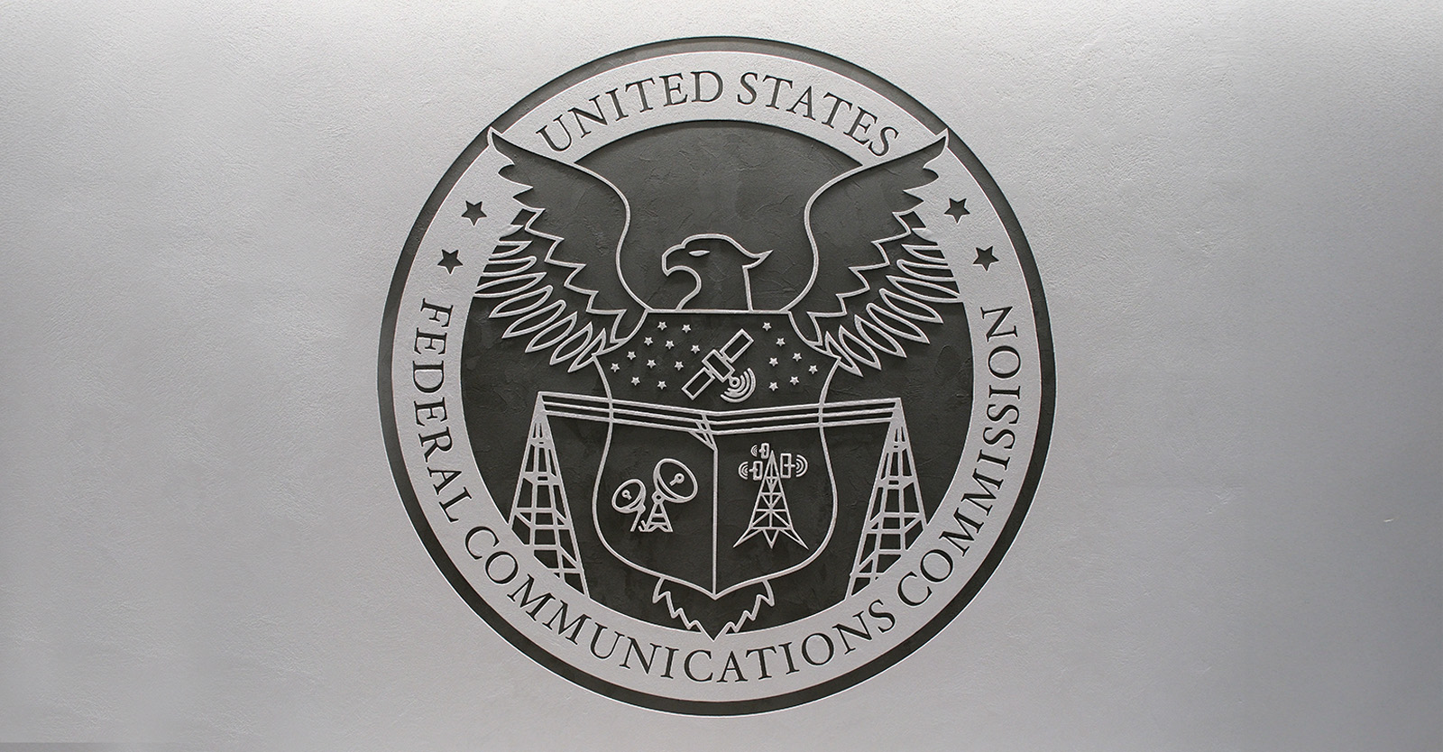 US FCC chair wants to end government subsidies for school bus WiFi use ...